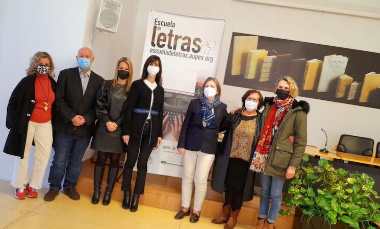 Presentada programación de la Escuela de Letras con encuentros con ...