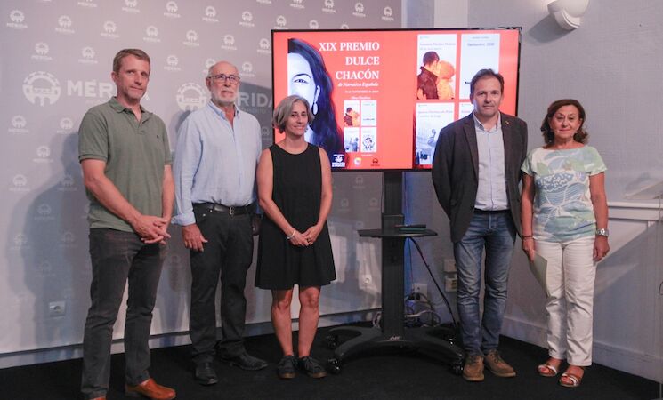 El premio de narrativa Dulce Chacón ya tiene sus cuatro obras finalistas