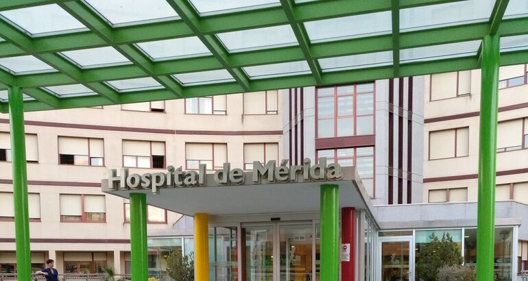 El Hospital de Mérida inicia las consultas para pacientes de larga ...