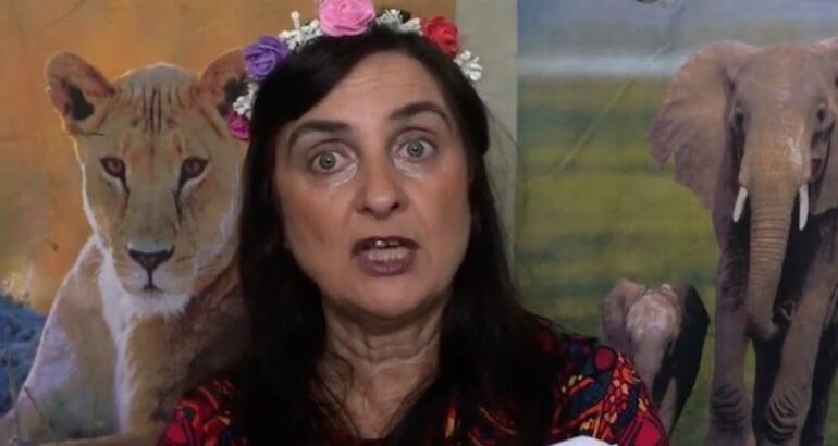 La AEEX compartirá desde abril en sus redes sociales cuentos para niños