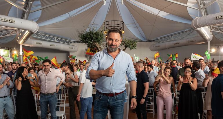 Abascal saca pecho del acuerdo en Extremadura: "Vaya golpe hemos dado ...