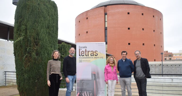 Editora Regional y Plan de Fomento de Lectura colaboran en Escuela ...
