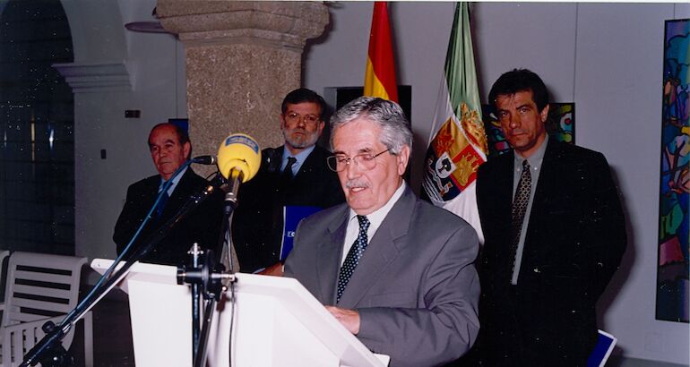 Fallece Ramón Rocha, exalcalde de Olivenza y exdiputado de la Asamblea ...