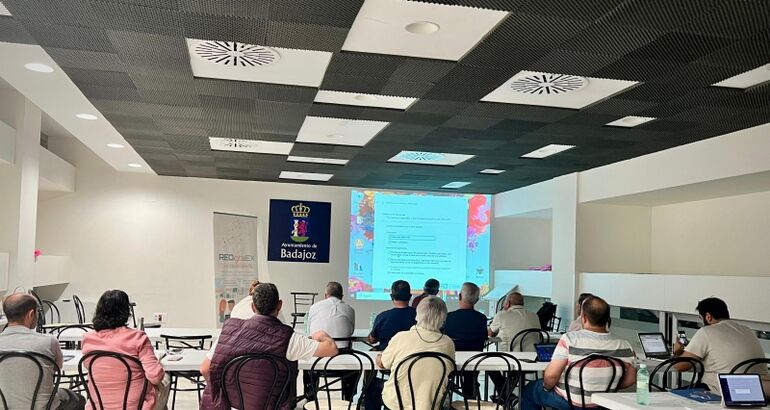 Ayuntamiento de Badajoz ofrece formación en competencias digitales a ...