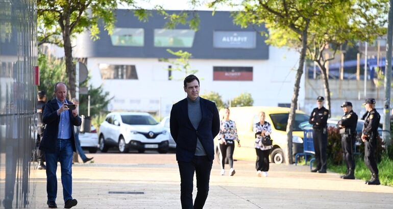 David Sánchez llega a pie a los Juzgados de Badajoz para declarar por ...