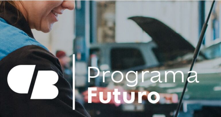 5 de los 8 participantes en el Programa Futuro de Fundación CB serán ...