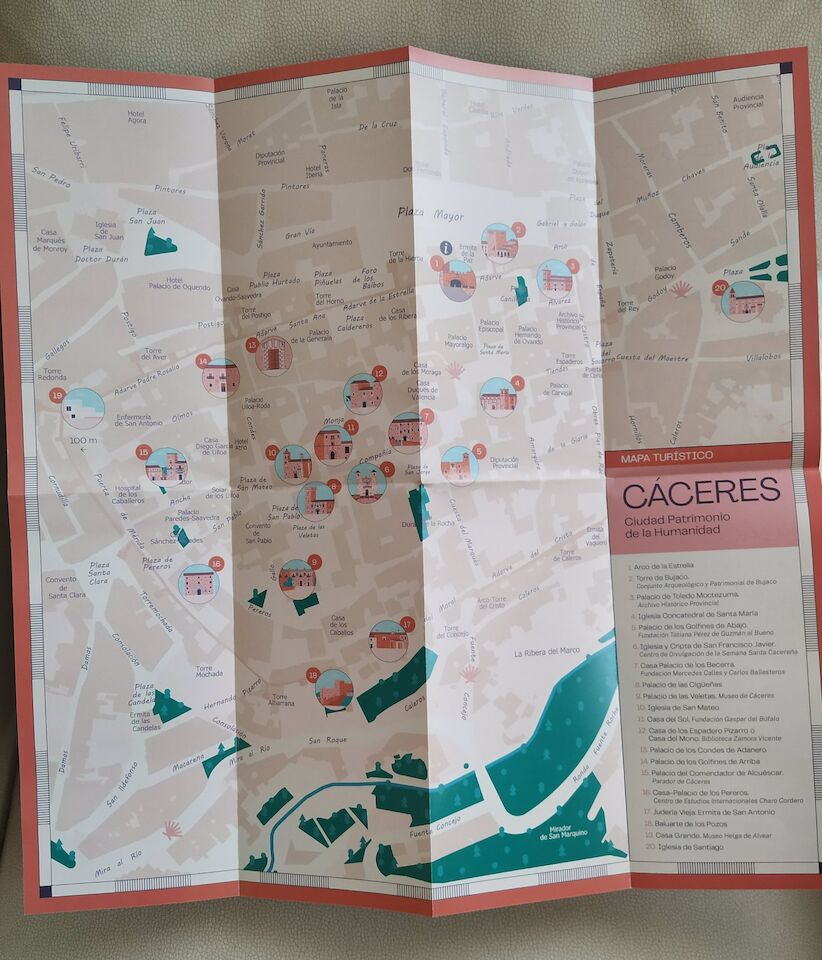 Cáceres estrena nuevo mapa turístico con una marca común de Ciudades ...
