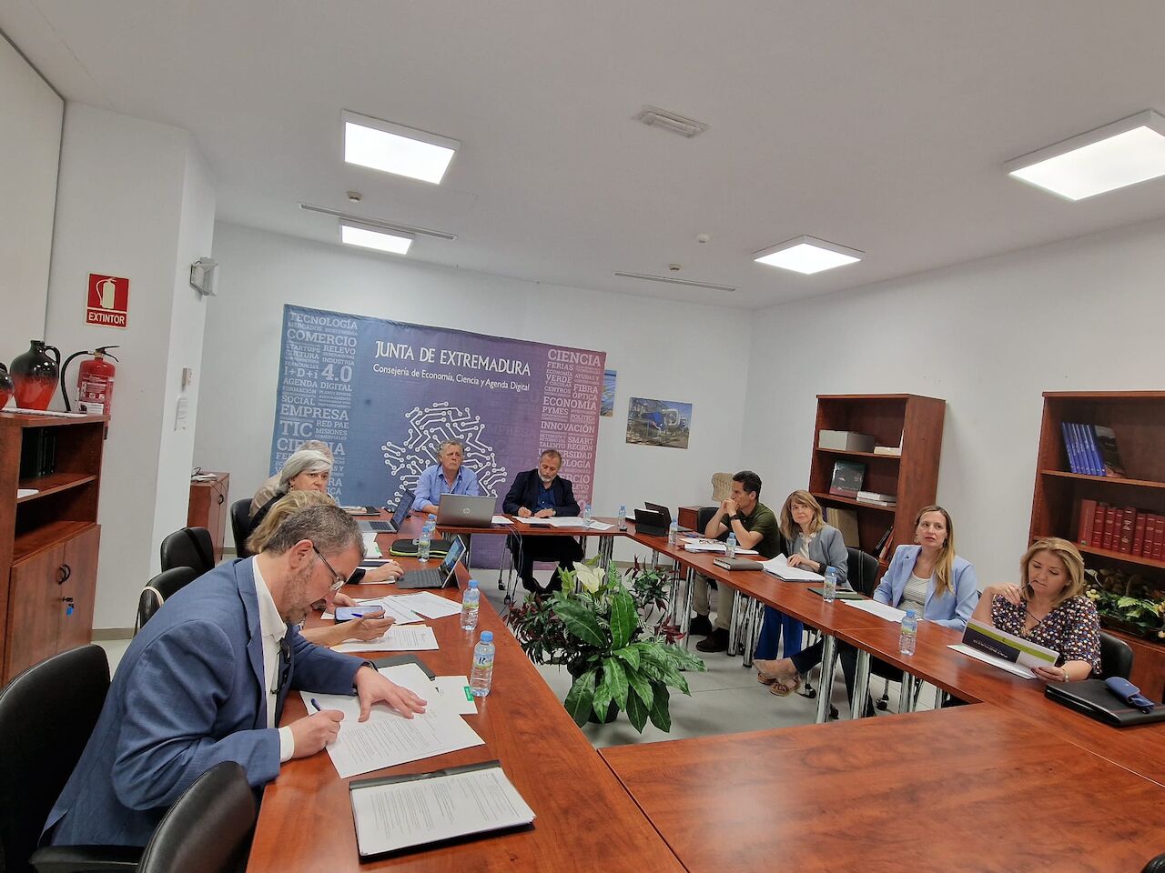 FUNDECYT-PCTEX presenta al Patronato su informe económico y la ...