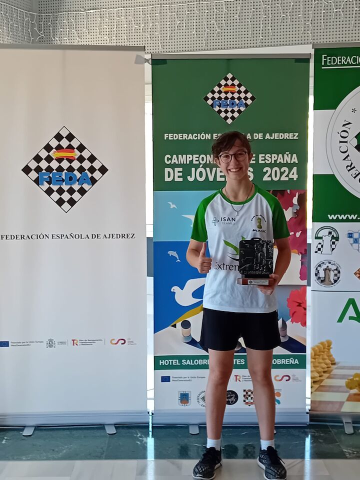 Esther Prieto Rol, del Magic, subcampeona femenina de España de ajedrez ...