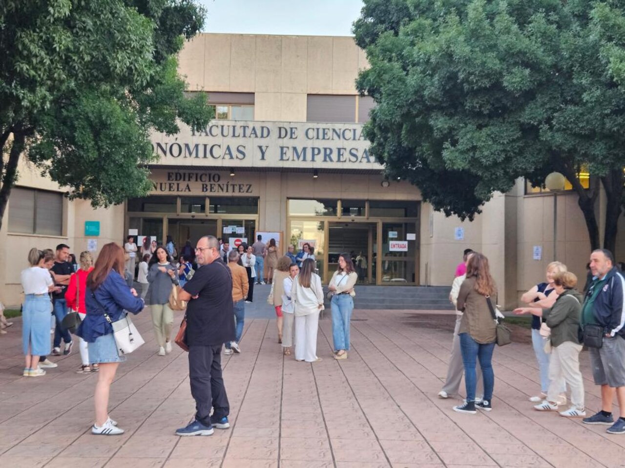 El 78% de los egresados de la UEx logra insertarse en el mercado laboral