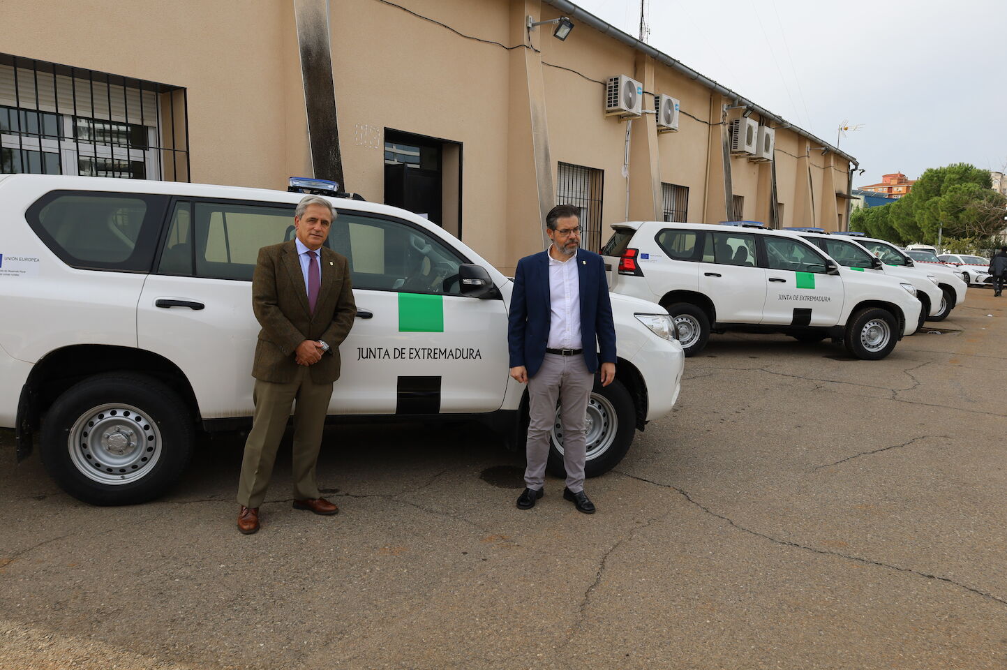 El Infoex adquiere 45 nuevos vehículos para renovar la flota de los ...