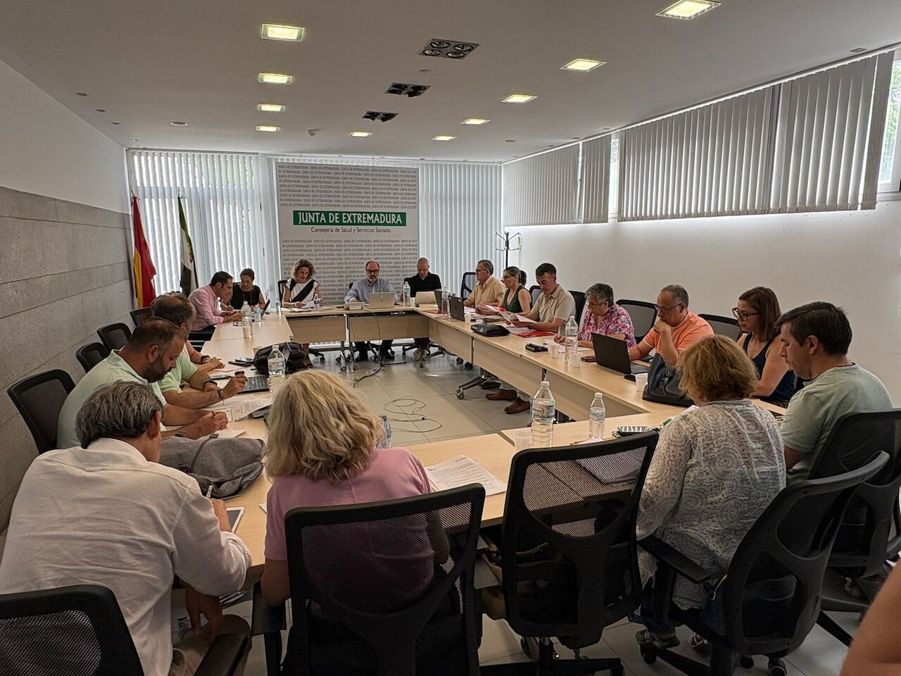 La Mesa Sectorial de Sanidad aborda el calendario preliminar de las oposiciones del SES