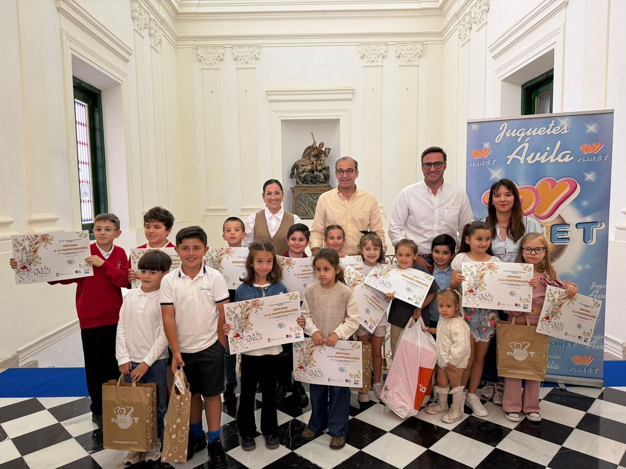 León Barroso, Jaime Naranjo y Salor Chaso, ganan Concurso Dibujo ...