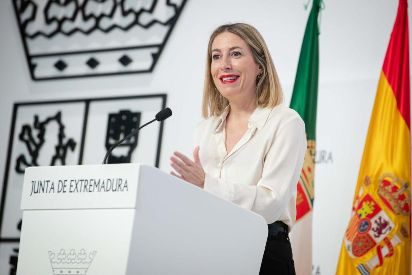 Sandra Valencia, Laureano León y Juan José Gª, nuevas caras del ...